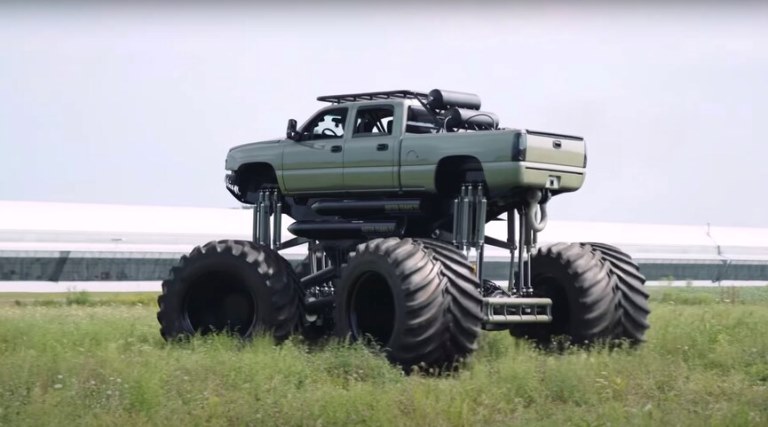 Чи є Monstermax 2 найбільшою у світі двох дизельною вантажівкою ...